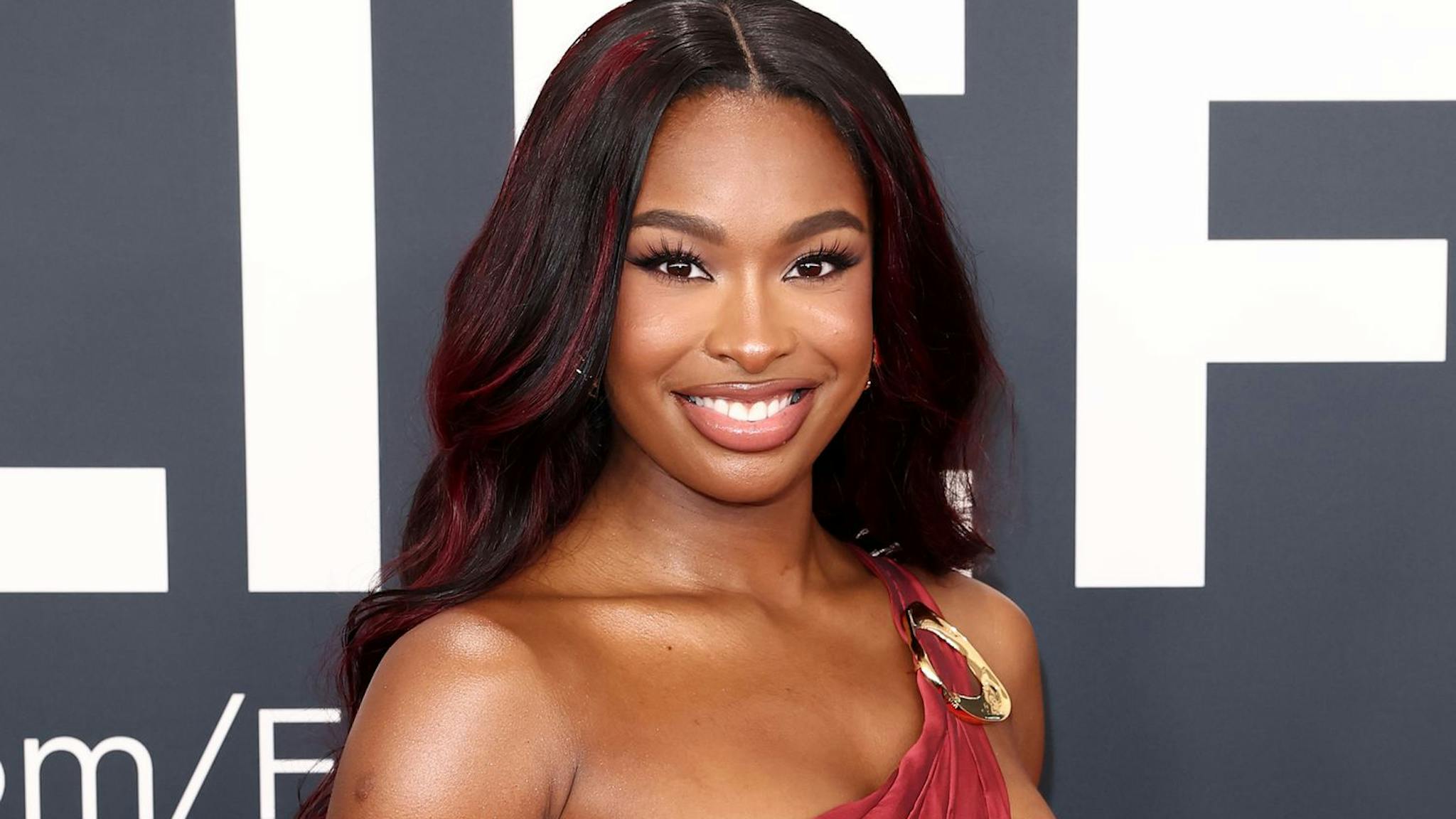 Coco Jones' Grammy Makeup Look | Gee Beauty